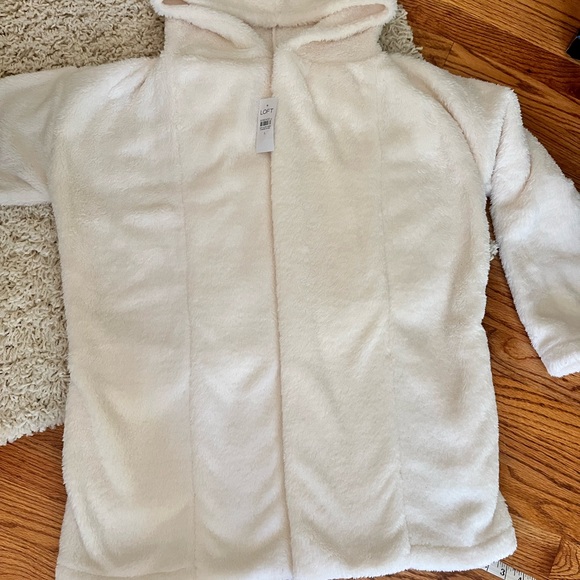 LOFT | Jackets & Coats | Nwt Cream Color Soft Sherpa Loft Jacket With ...
